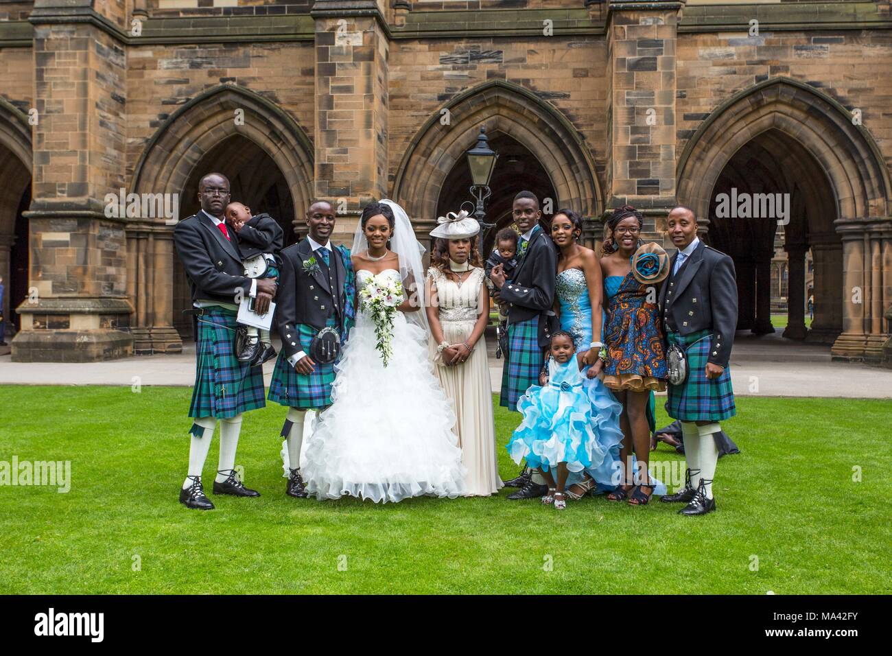 Group wearing kilts hi-res stock photography and images - Alamy