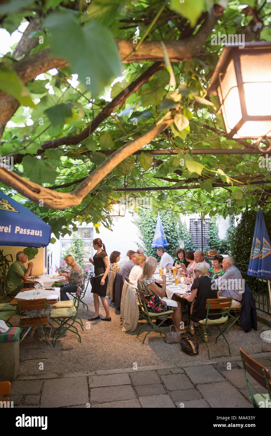 Passau restaurant hi-res stock photography and images - Alamy