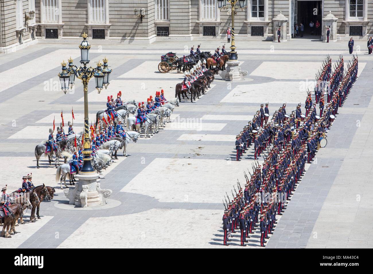 Top gun carriage hi-res stock photography and images - Alamy