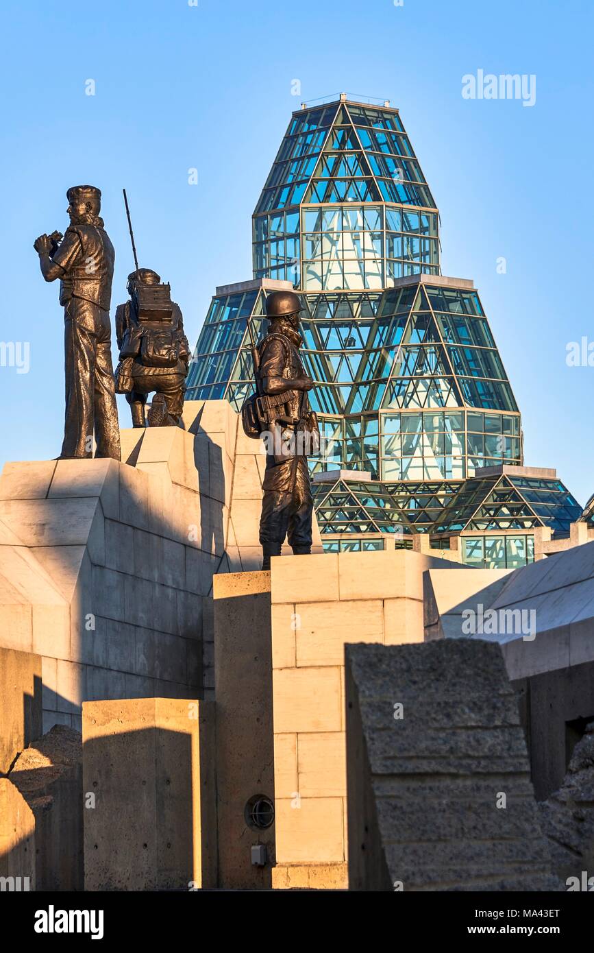 Peacekeeping monument hi-res stock photography and images - Alamy