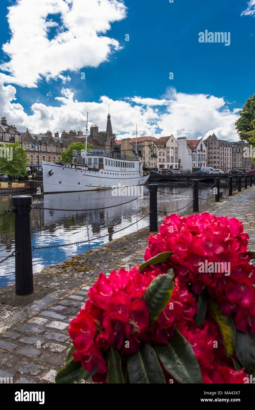 Shore area hi-res stock photography and images - Alamy