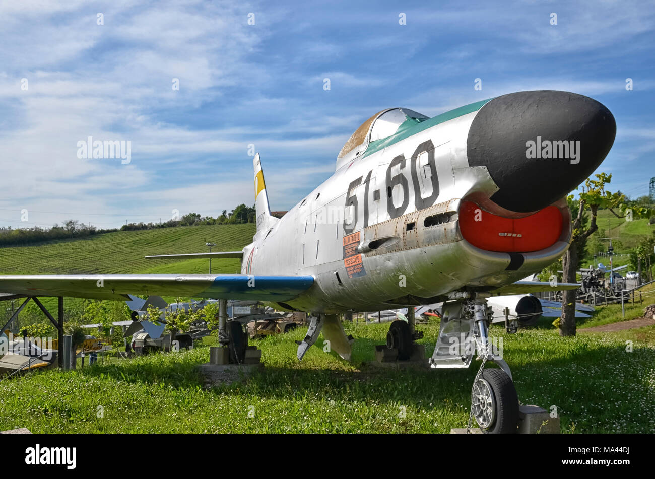 F 86 sabre korea hi-res stock photography and images - Alamy