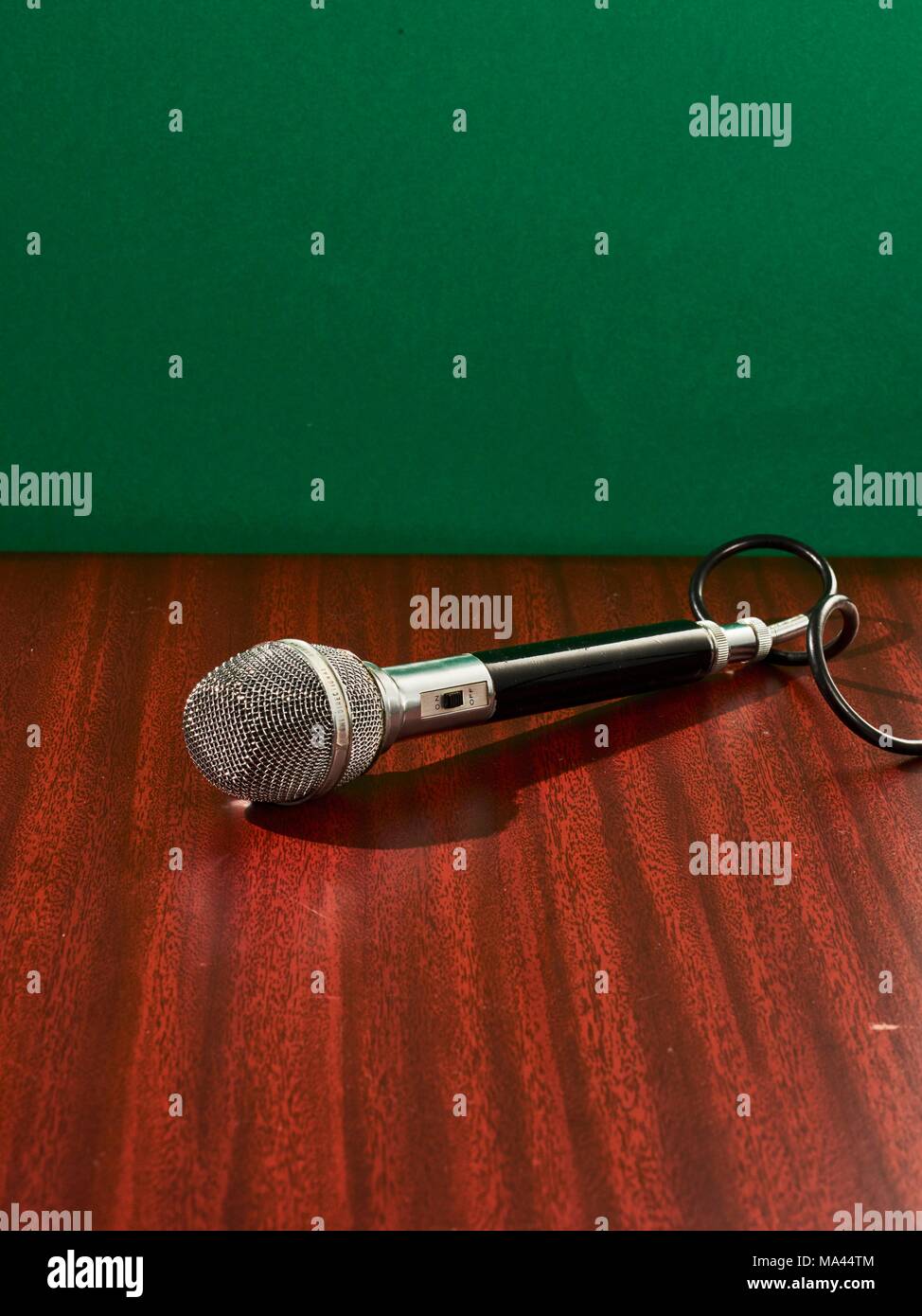 Green microphone nobody hi-res stock photography and images - Alamy