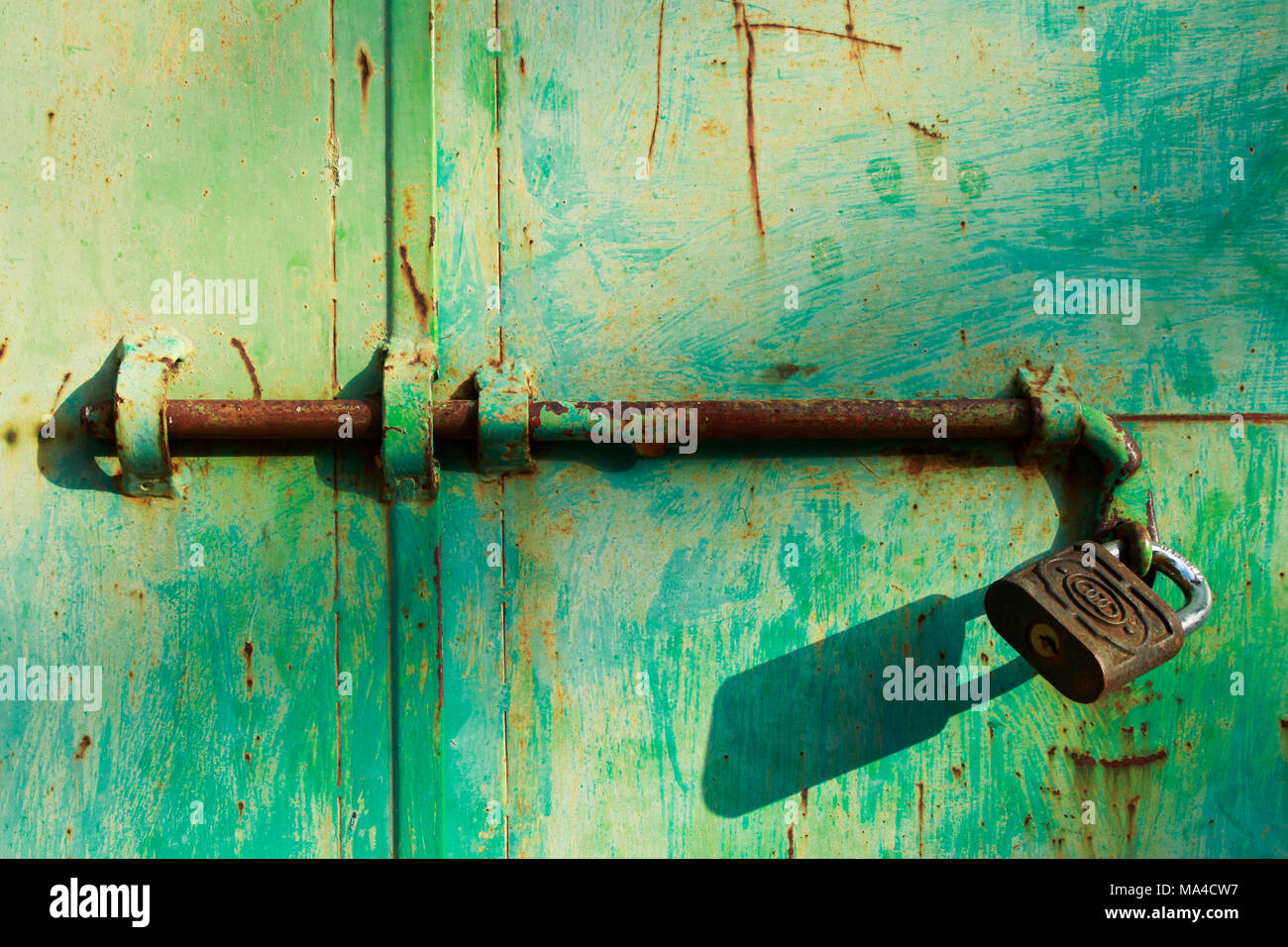 Shut no entry hi-res stock photography and images - Alamy