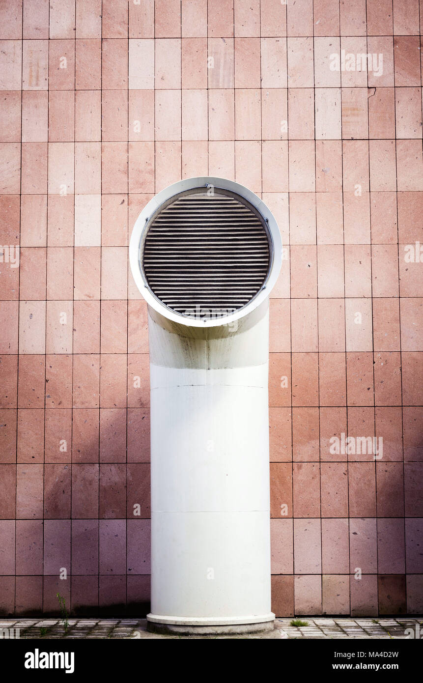 Building air vent hi-res stock photography and images - Alamy