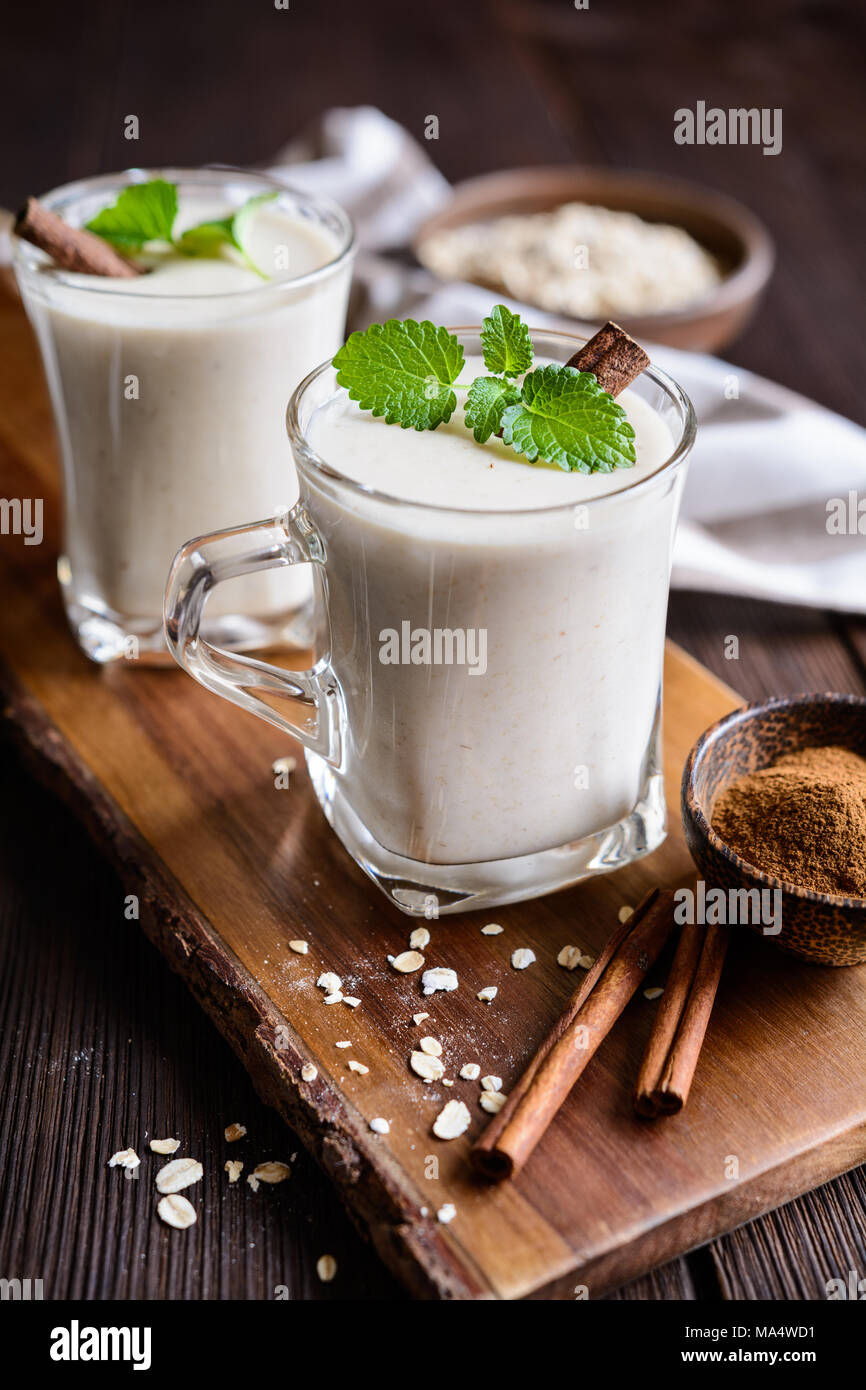 Avena Colombiana - traditional creamy oatmeal drink Stock Photo - Alamy