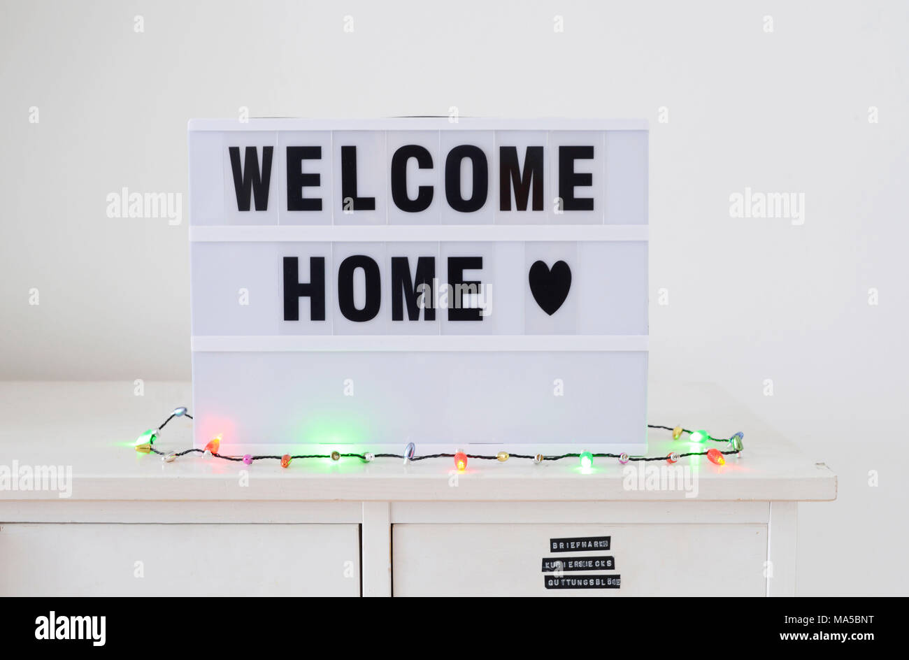 Welcome home sign hi-res stock photography and images - Alamy