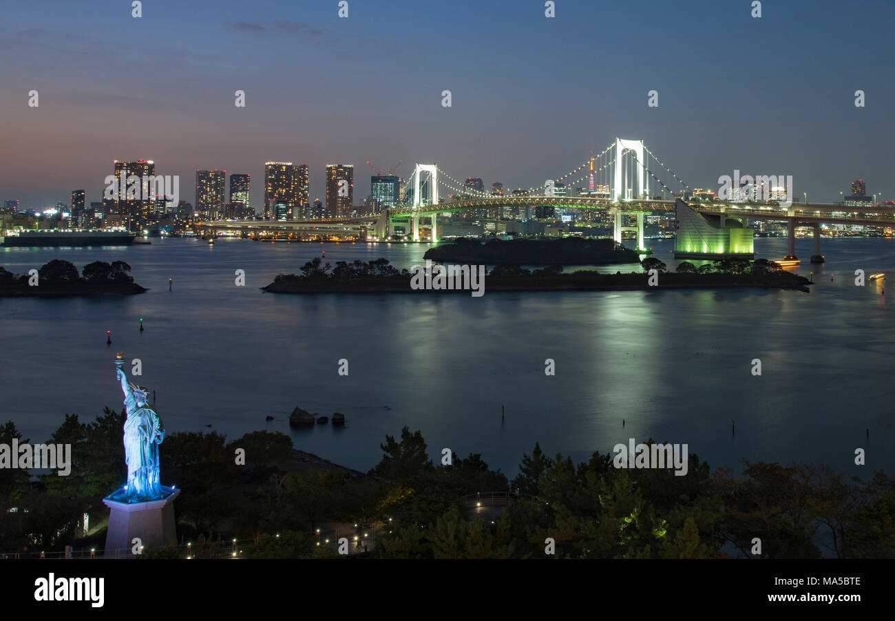 Odaiba river hi-res stock photography and images - Alamy