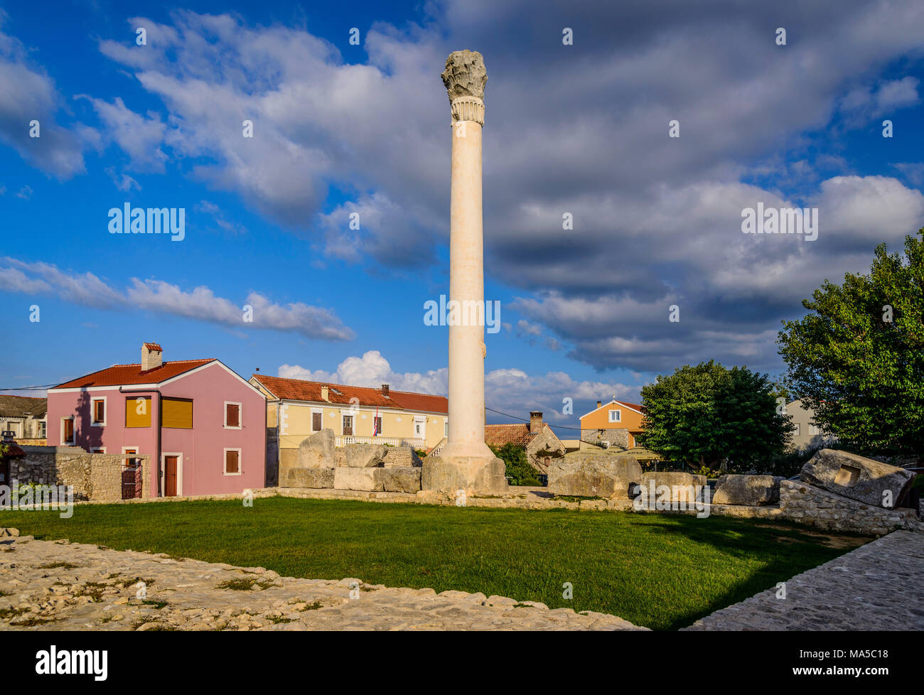 Croatia zadar ruin hi-res stock photography and images - Alamy