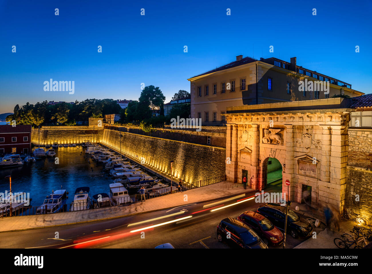 Croatia, Dalmatia, Zadar, fishing port Fosa, city wall and Kopnena ...