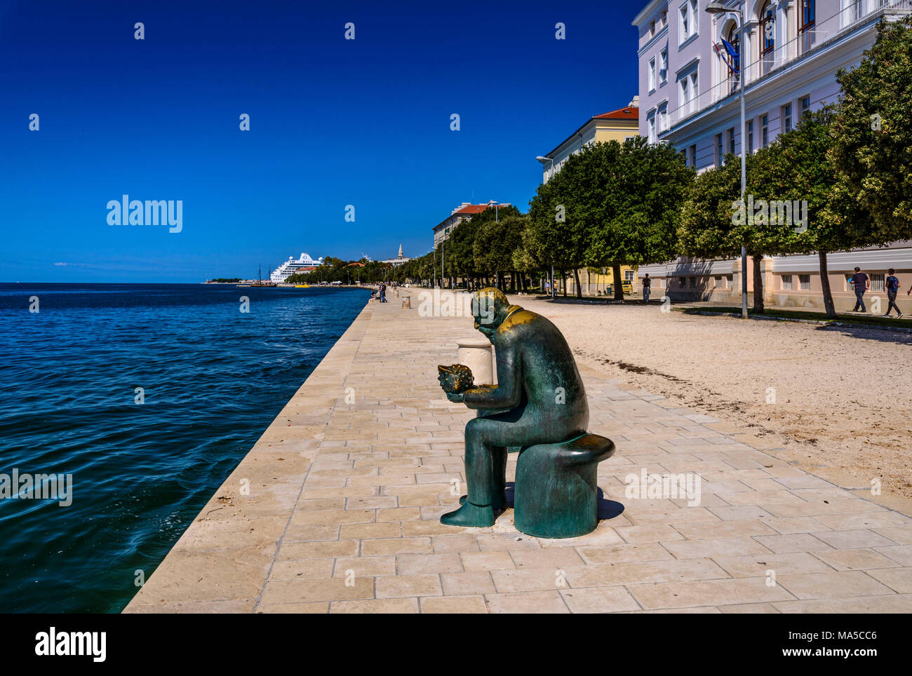 Croatia, Dalmatia, Zadar, Old Town, promenade Nova Riva, bronze ...