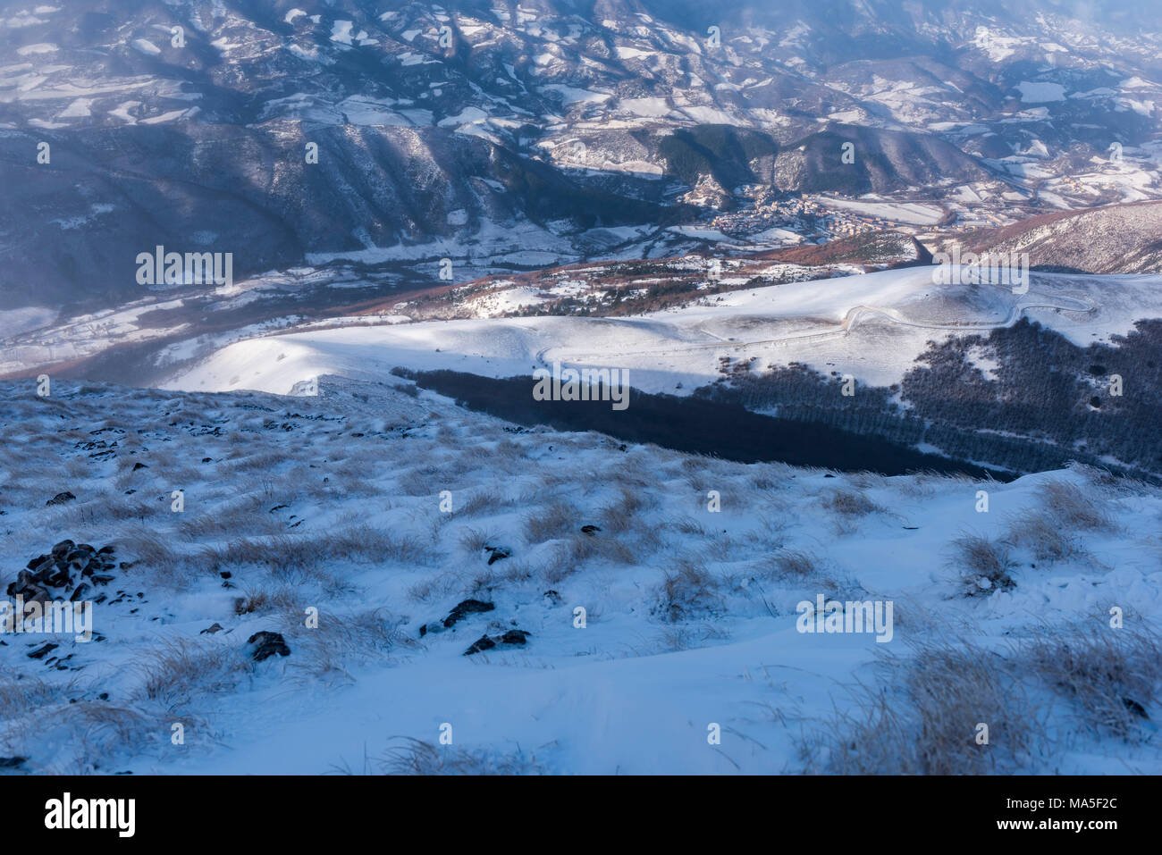 Winter in italy hi-res stock photography and images - Alamy