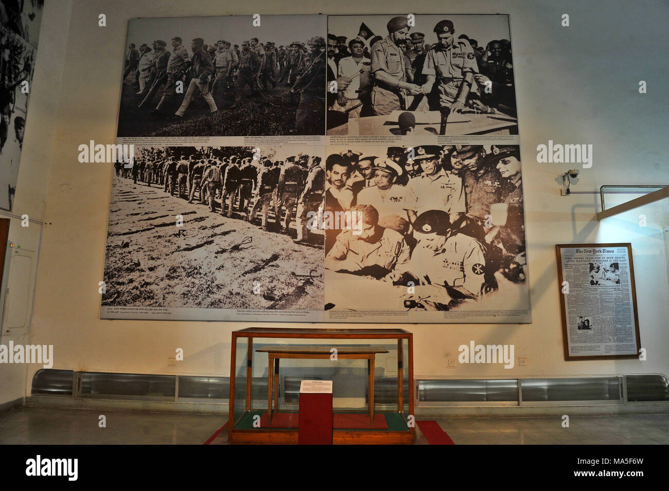 Bangladesh National museum in Dhaka Stock Photo - Alamy