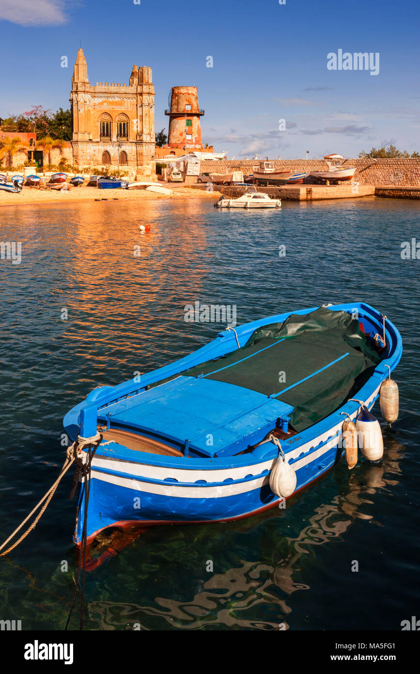Arenella seaport hi-res stock photography and images - Alamy