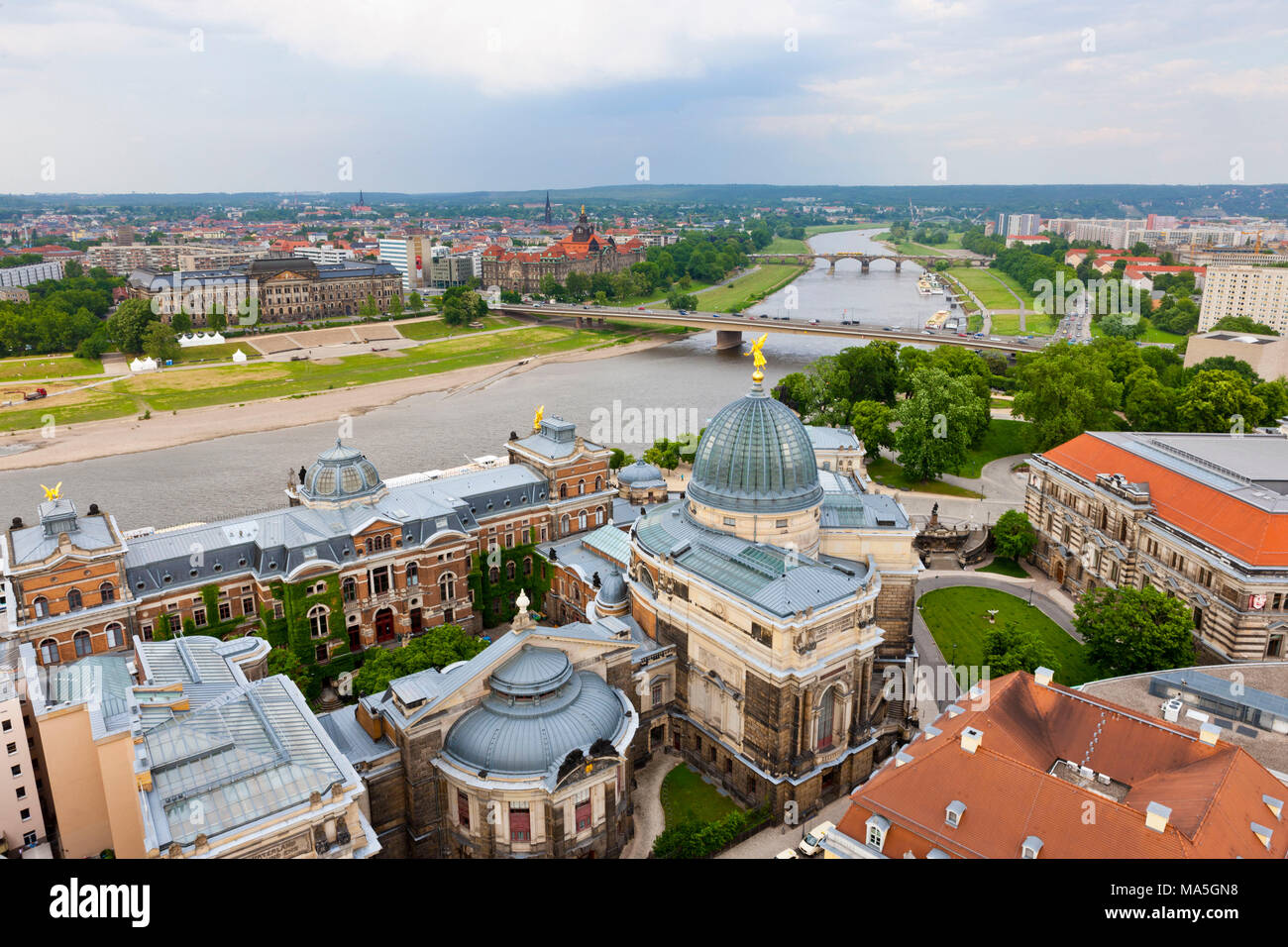 Overlook overview hi-res stock photography and images - Alamy