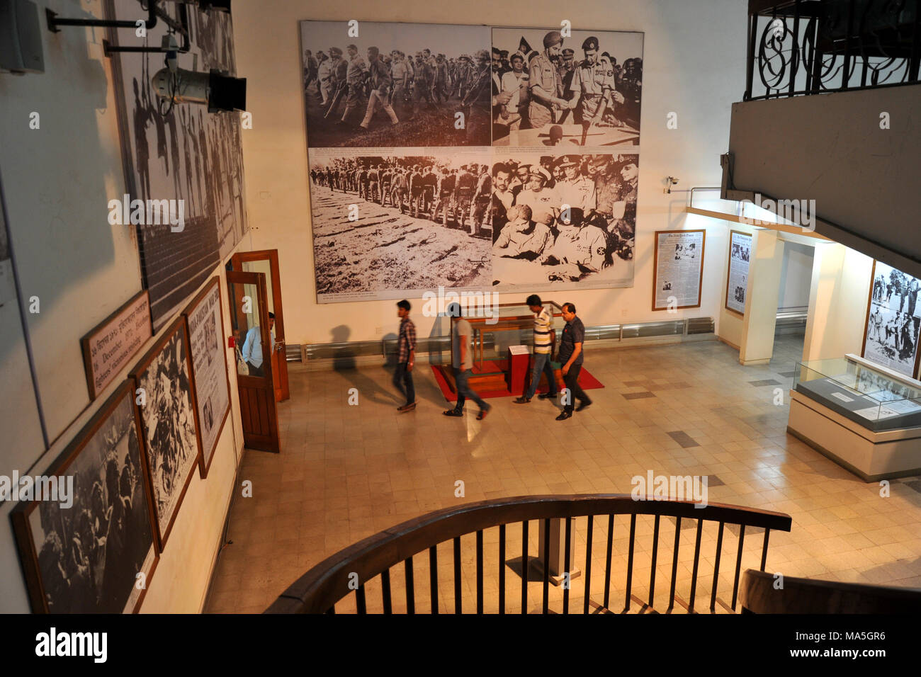 Bangladesh National museum in Dhaka Stock Photo - Alamy