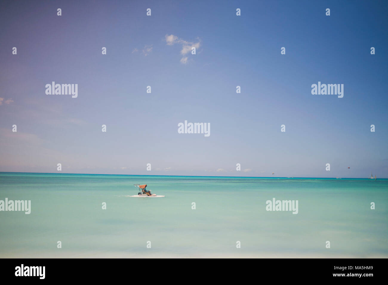Deep turquoise ocean from aruba hi-res stock photography and images - Alamy
