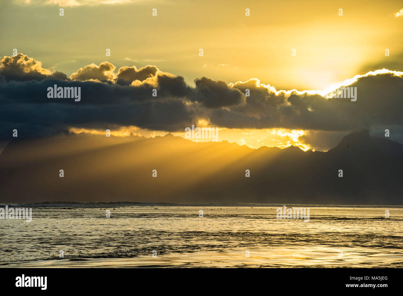 Tahiti sunset clouds hi-res stock photography and images - Alamy