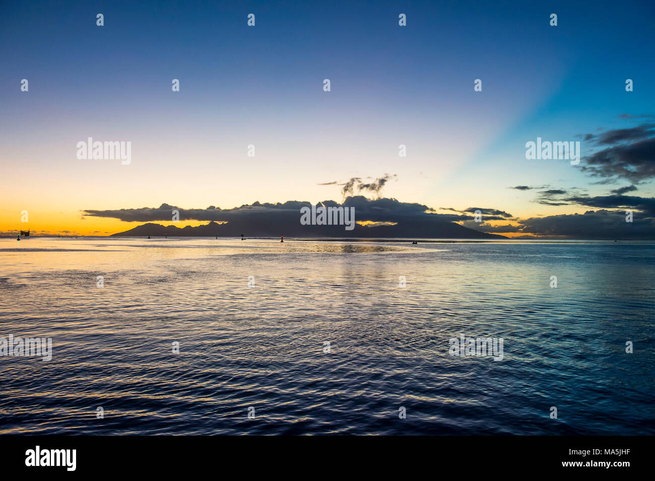 Tahiti sunset hi-res stock photography and images - Alamy
