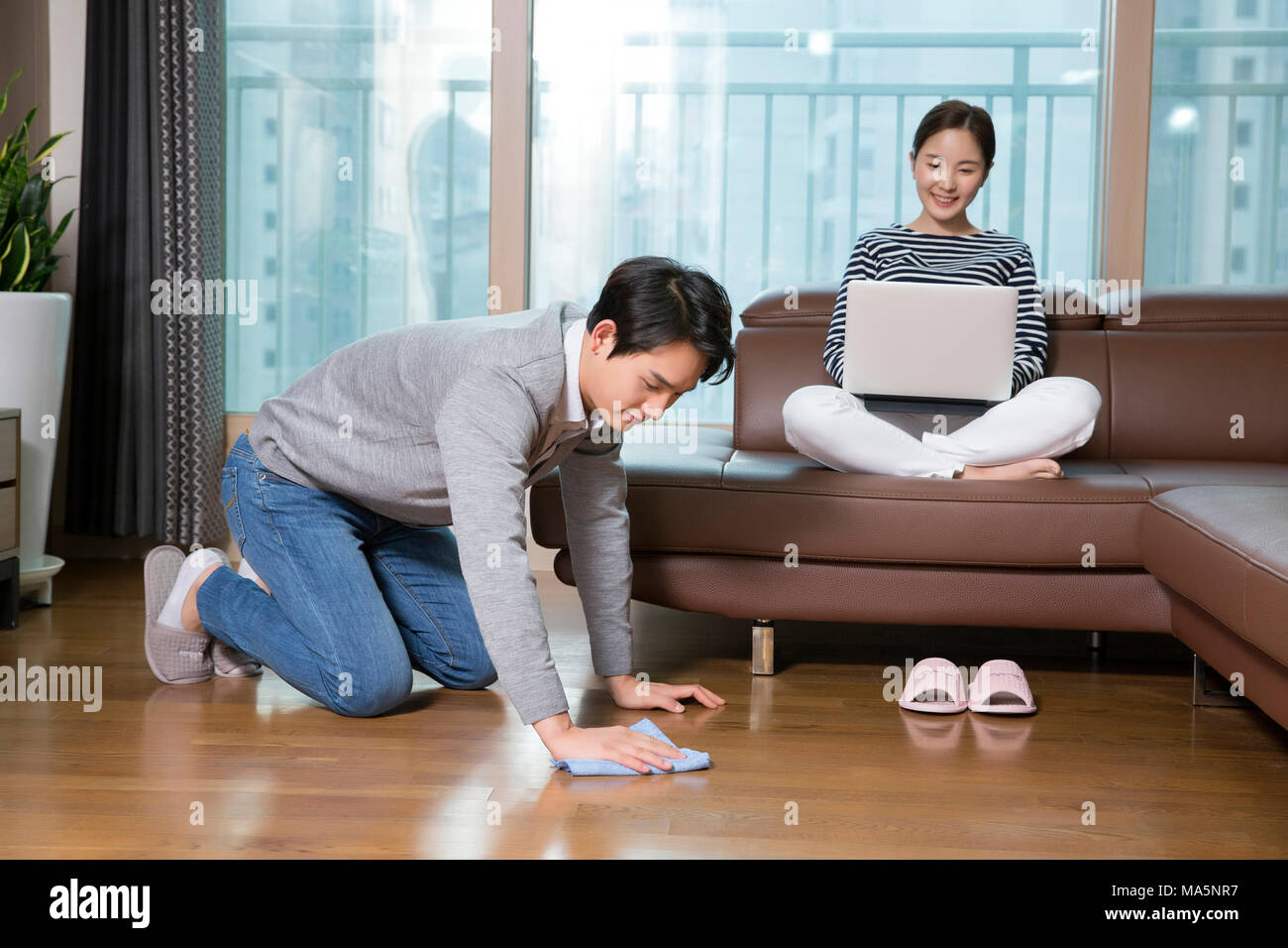 Conceptable photo of new married couple daily life. 219 Stock Photo - Alamy