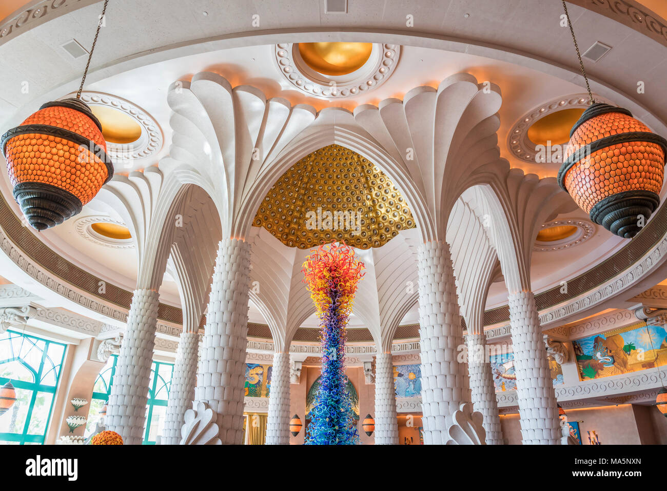 Interior decor of the Atlantis Palm Resort on The Jumeirah Palm in ...