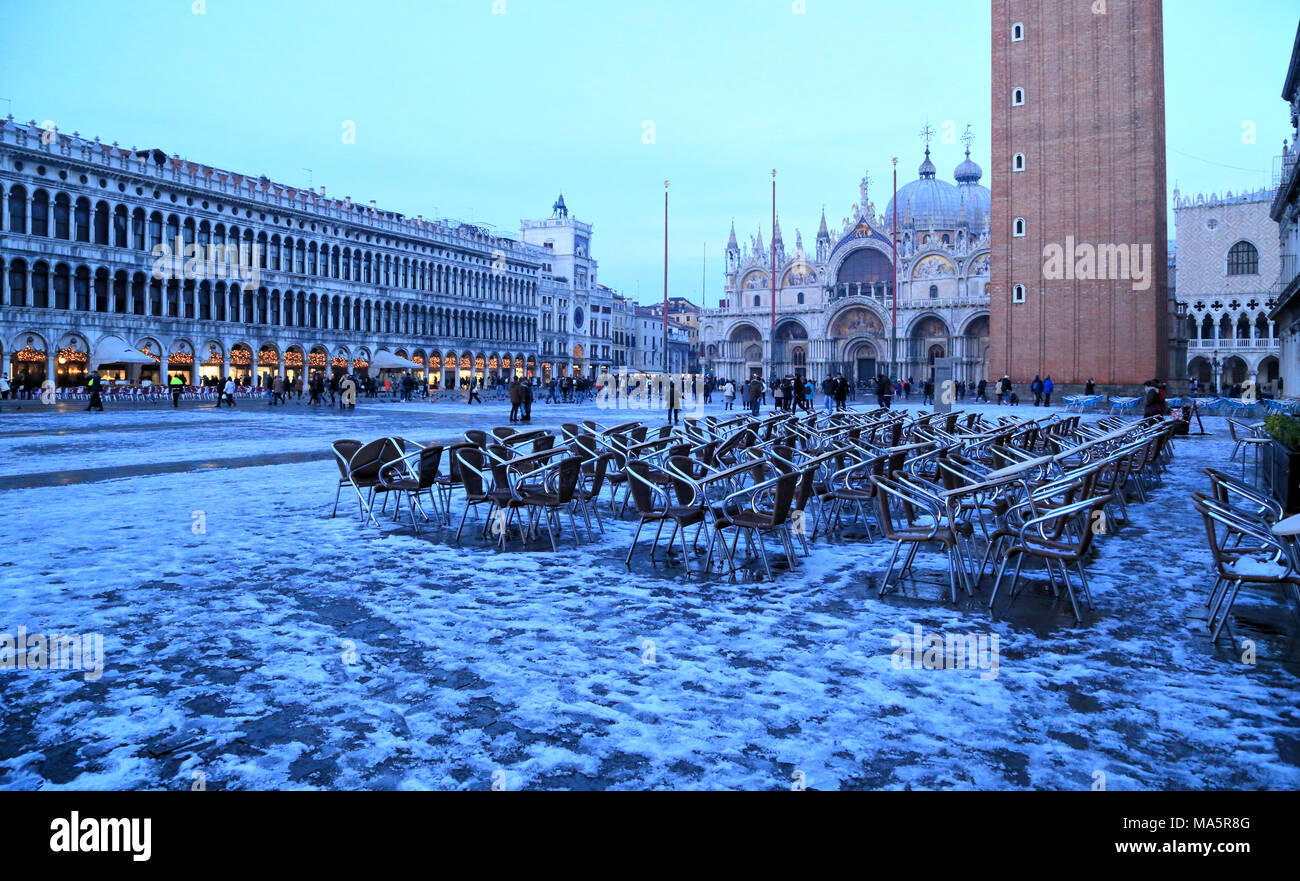San marco with snow in venice hi-res stock photography and images - Alamy