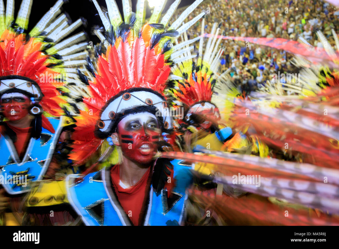 Rio samba dancers hi-res stock photography and images - Alamy