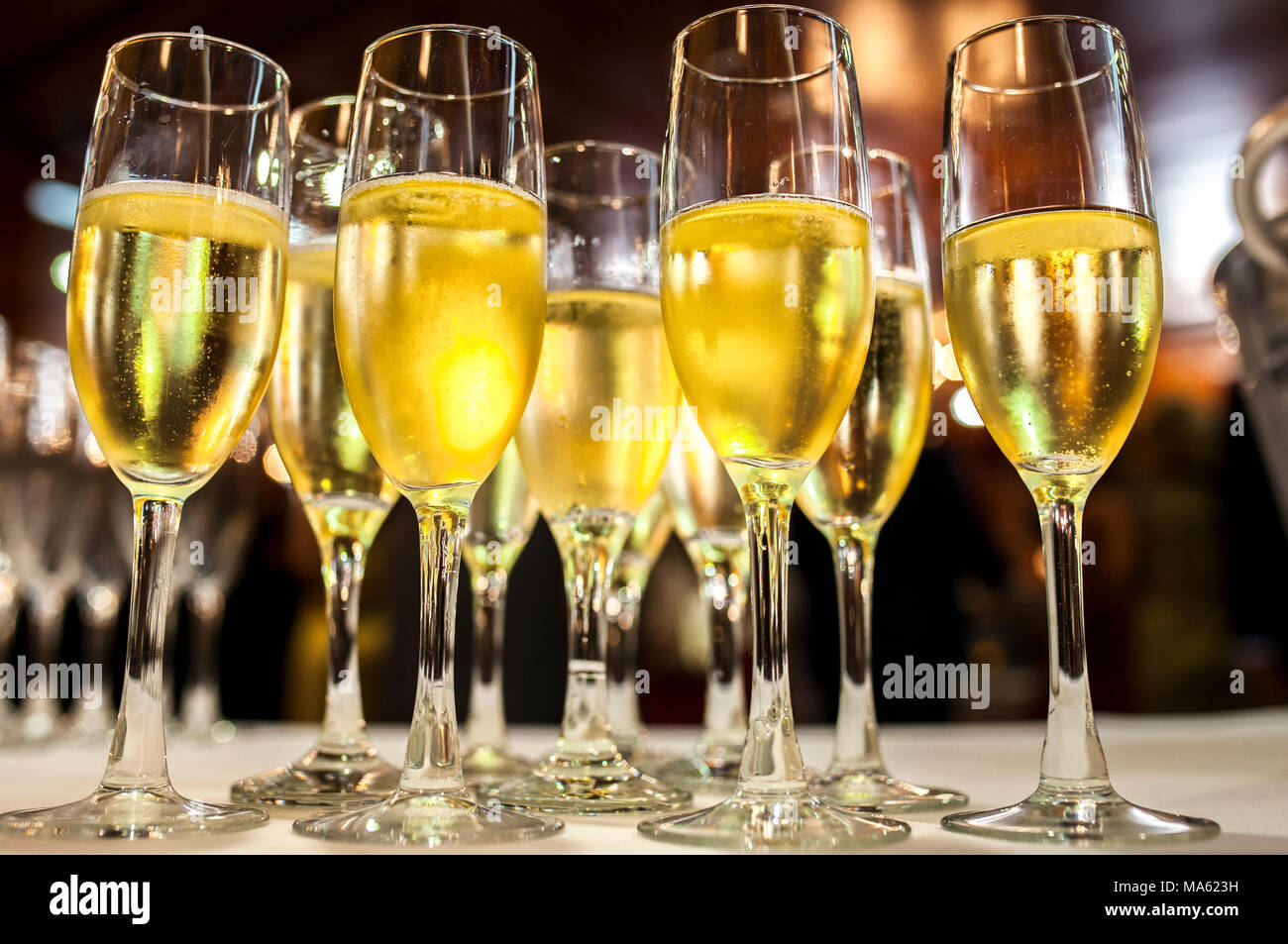 Cava glasses hi-res stock photography and images - Alamy