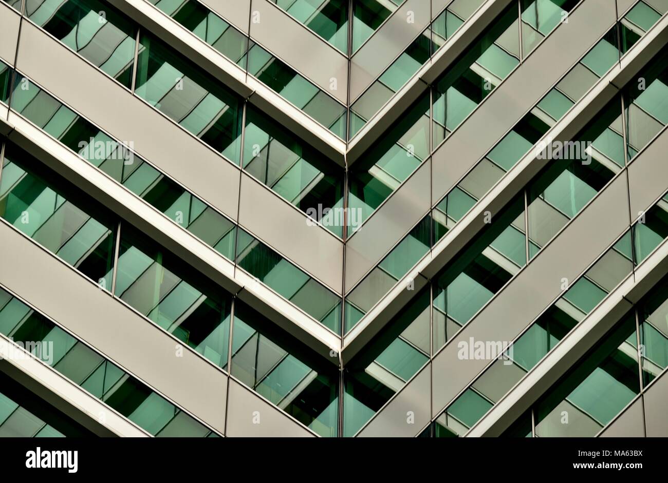 Strong perspective lines hi-res stock photography and images - Alamy