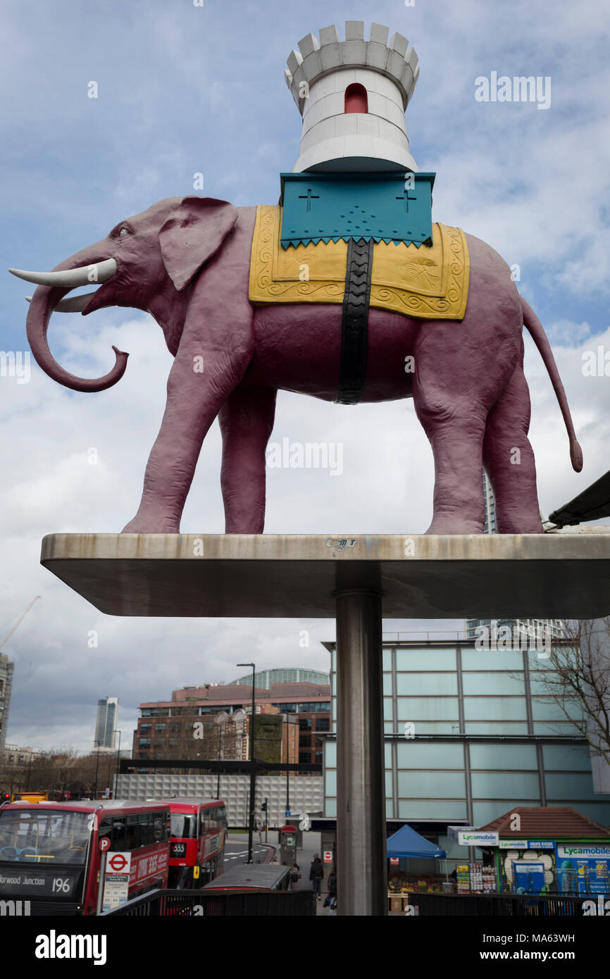 Elephant Castle London Stock Photos & Elephant Castle London Stock ...