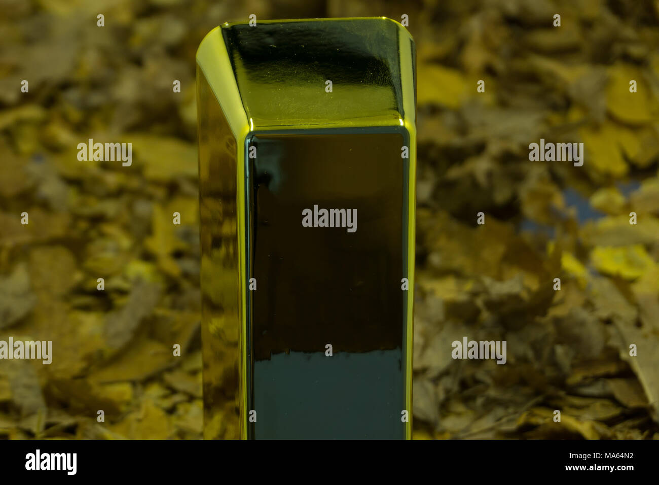 Gold ingot cast hi-res stock photography and images - Alamy