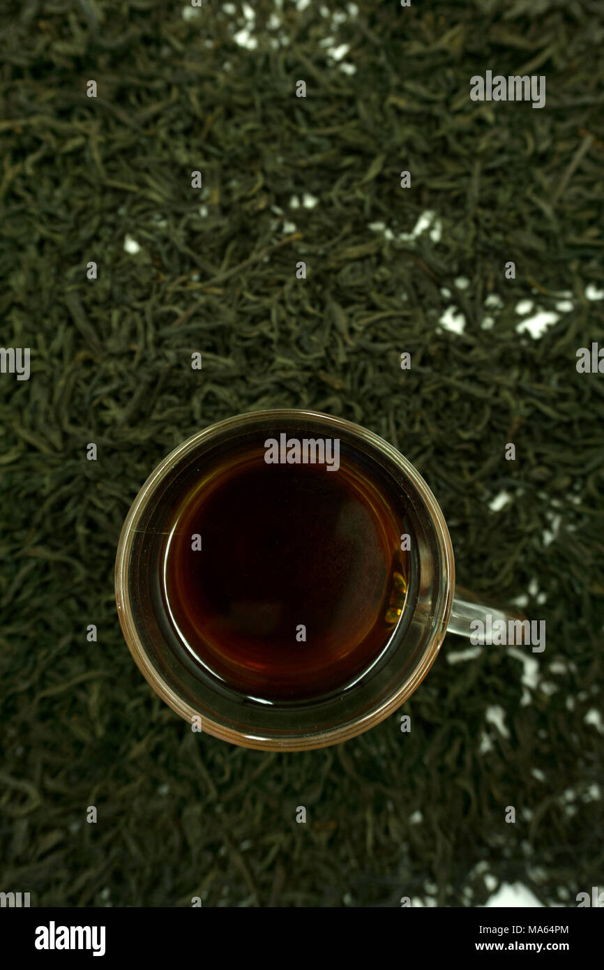 background food, texture of dry black large leaf tea Stock Photo - Alamy