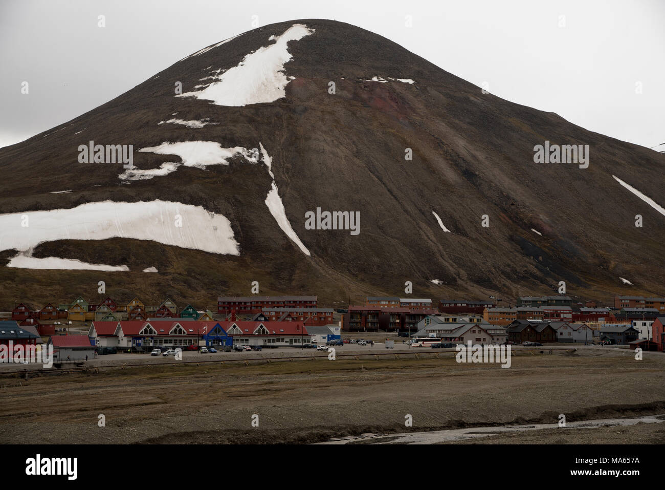 Longyearbyen is the largest settlement and administrative centre of ...
