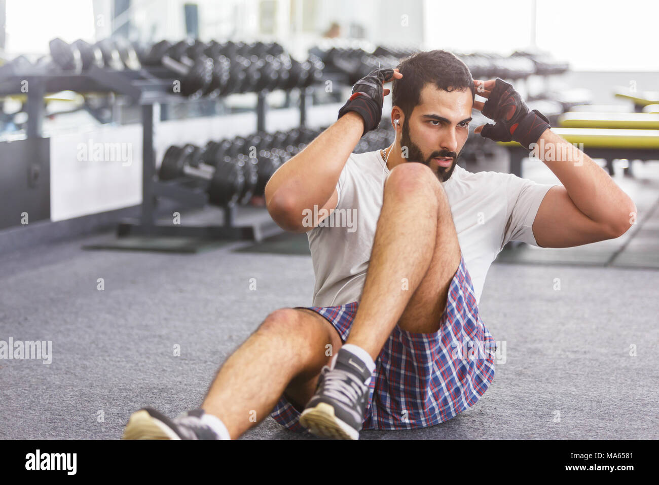 man wring gym workout Stock Photo - Alamy