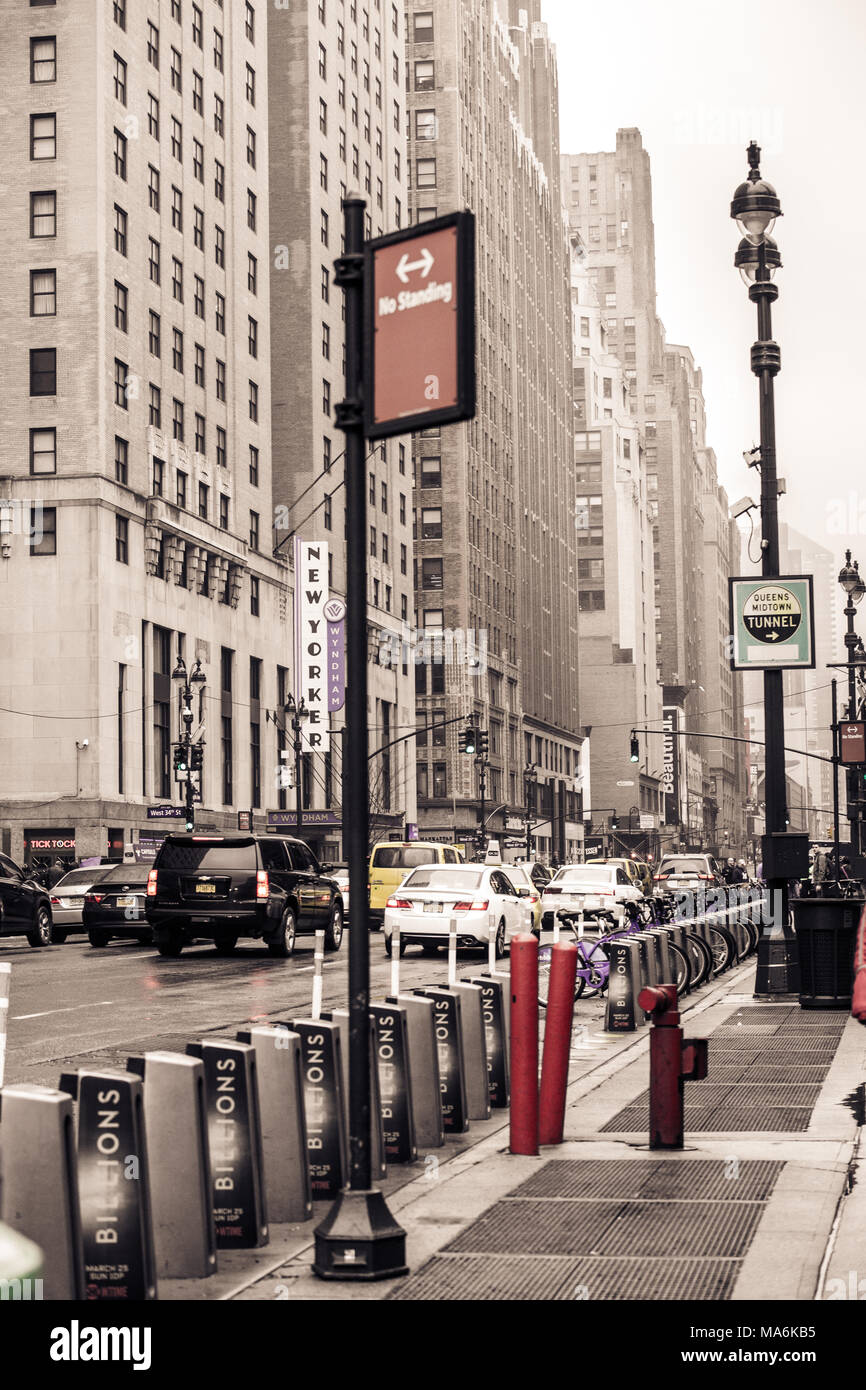 NEW YORK CITY - MARCH 29, 2018: New York City Manhattan street scene ...
