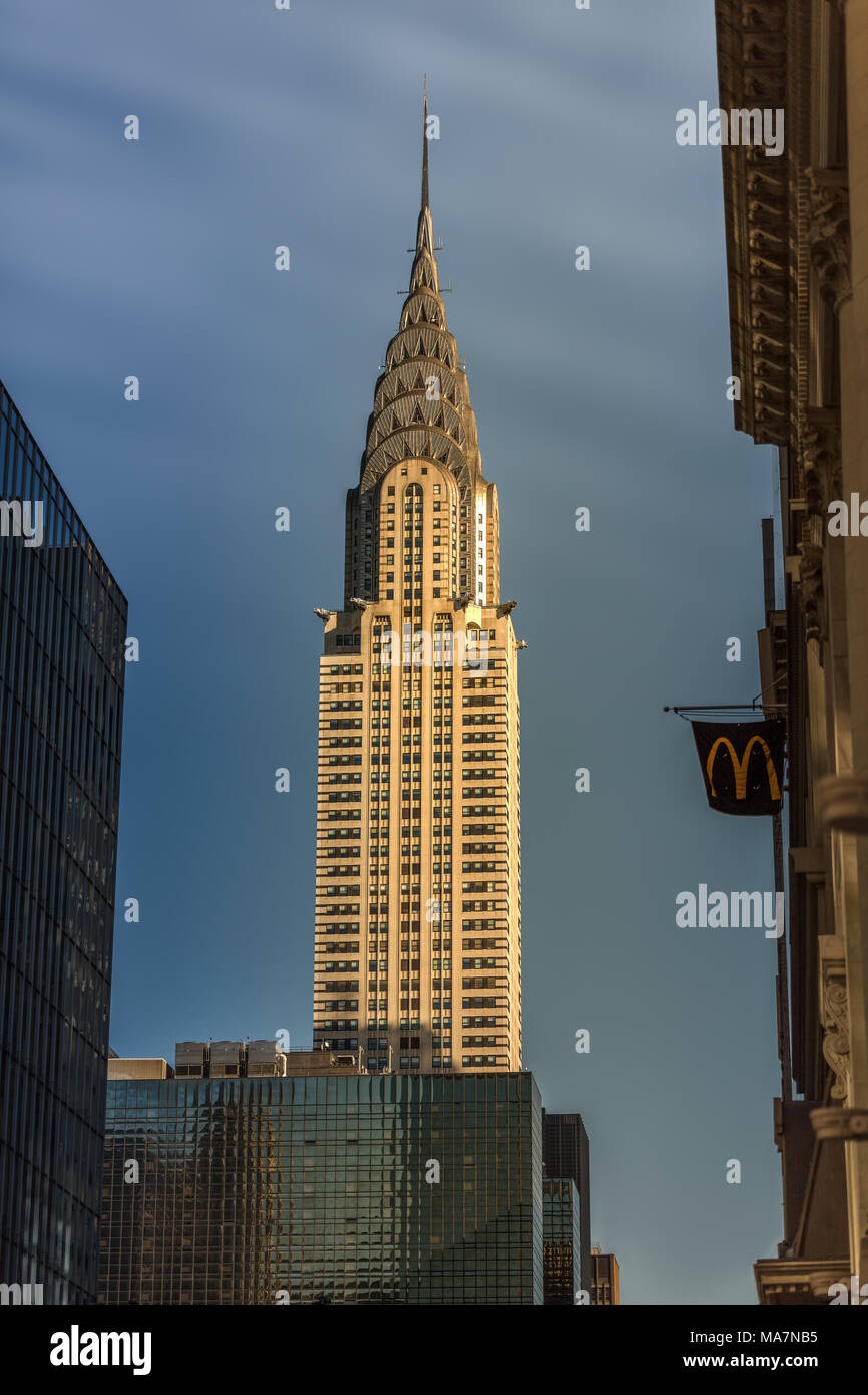 New york crysler hi-res stock photography and images - Alamy