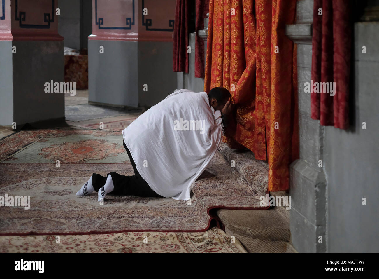 Israel jerusalem ethiopian compound ethiopian hi-res stock photography ...