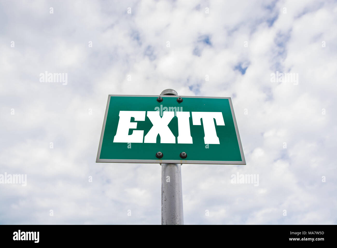 Blank exit sign on highway hi-res stock photography and images - Alamy