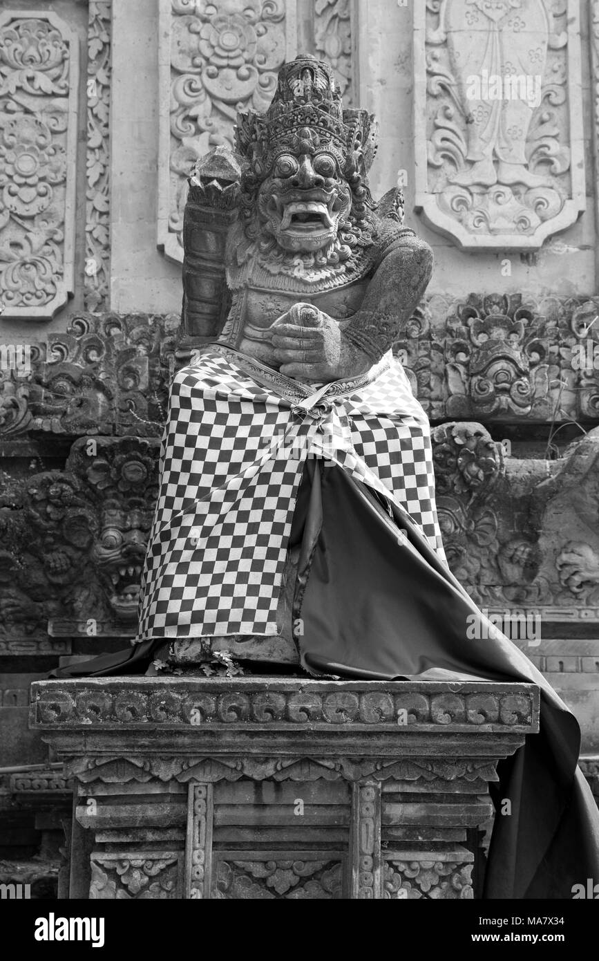 Royal palace facade Black and White Stock Photos & Images - Alamy