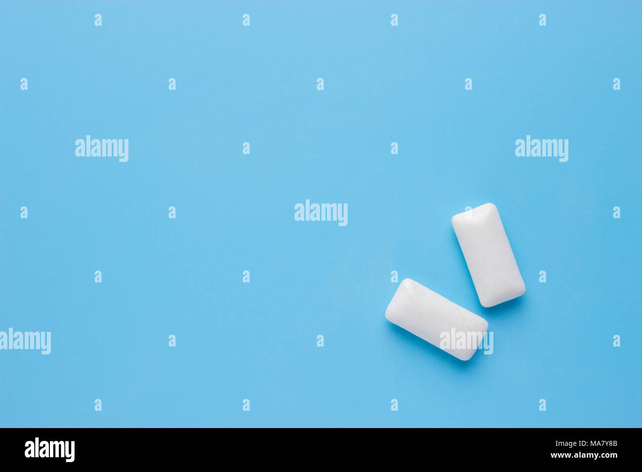Chewing gum Background. white bubble gum background Stock Photo - Alamy