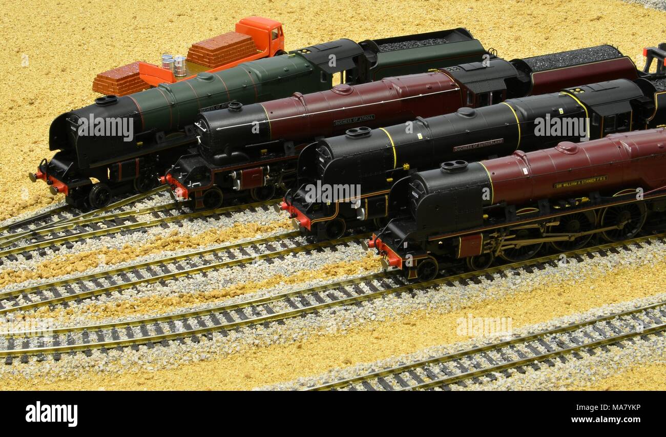 Coronation steam train model hi-res stock photography and images - Alamy