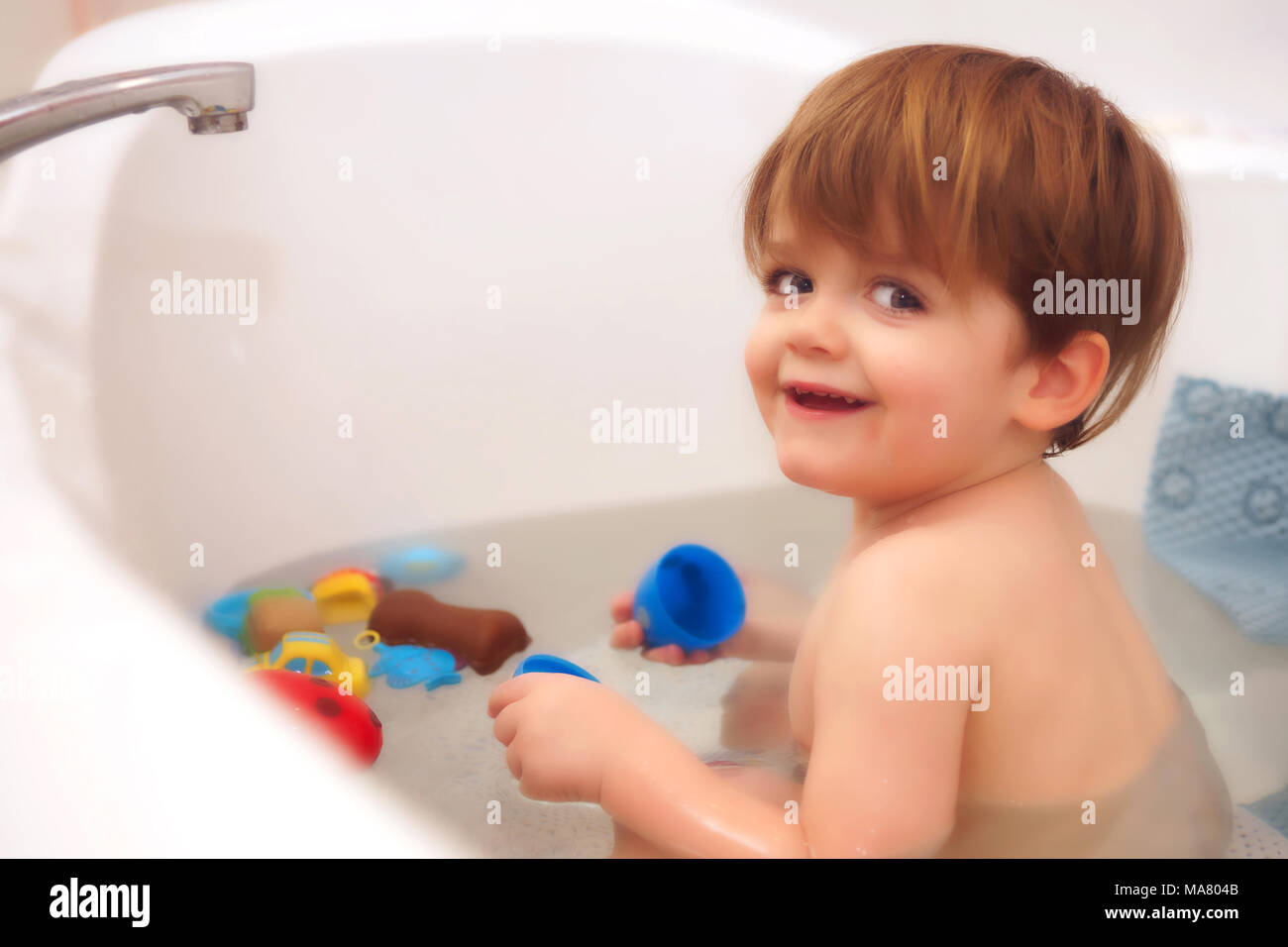 Childhood innoncence hi-res stock photography and images - Alamy