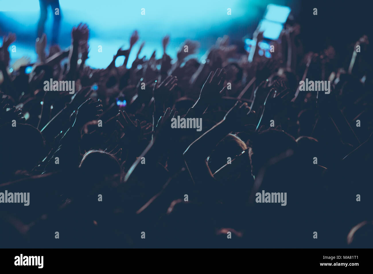 Live concert hi-res stock photography and images - Alamy