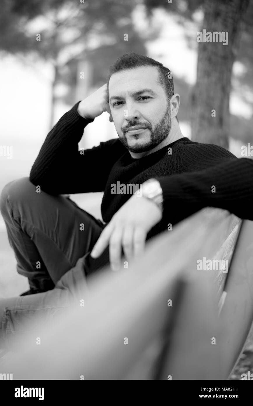 Man self portrait phone Black and White Stock Photos & Images - Alamy