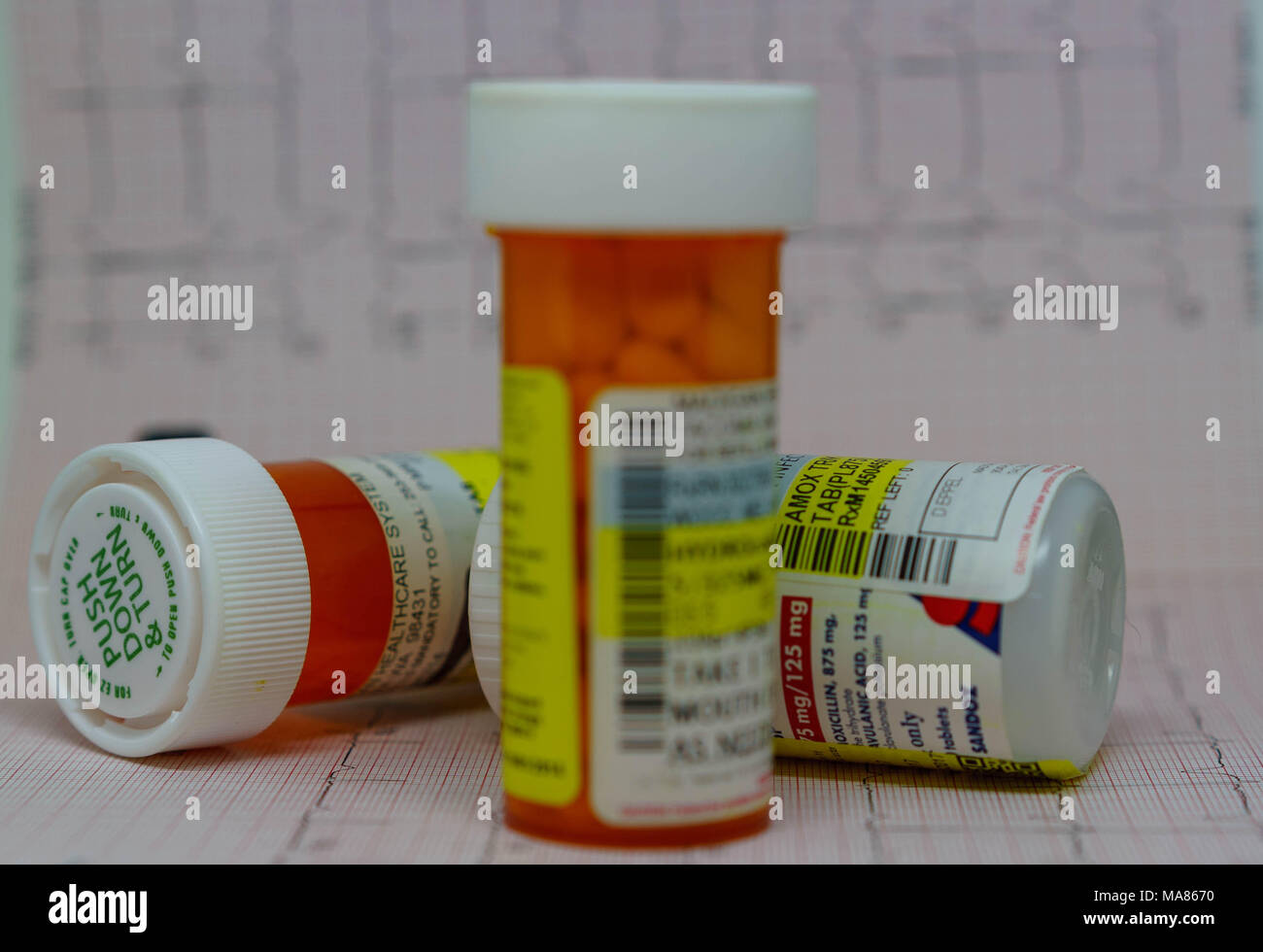 Doctor instructions nurse hi-res stock photography and images - Alamy