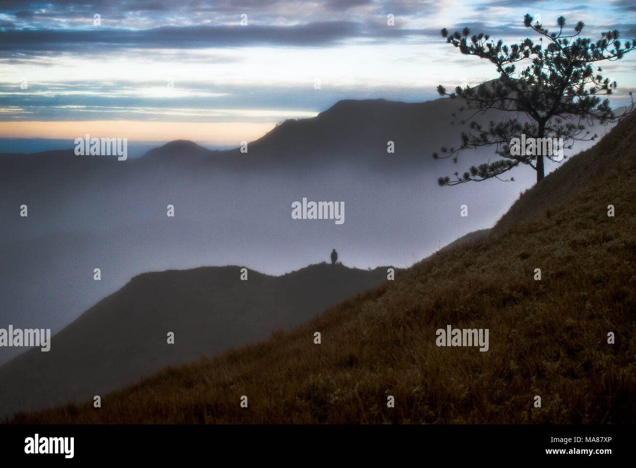 Mount natural nature peak rock early morning hi-res stock photography ...