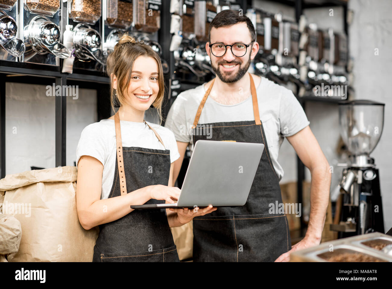 Roaster counter hi-res stock photography and images - Alamy