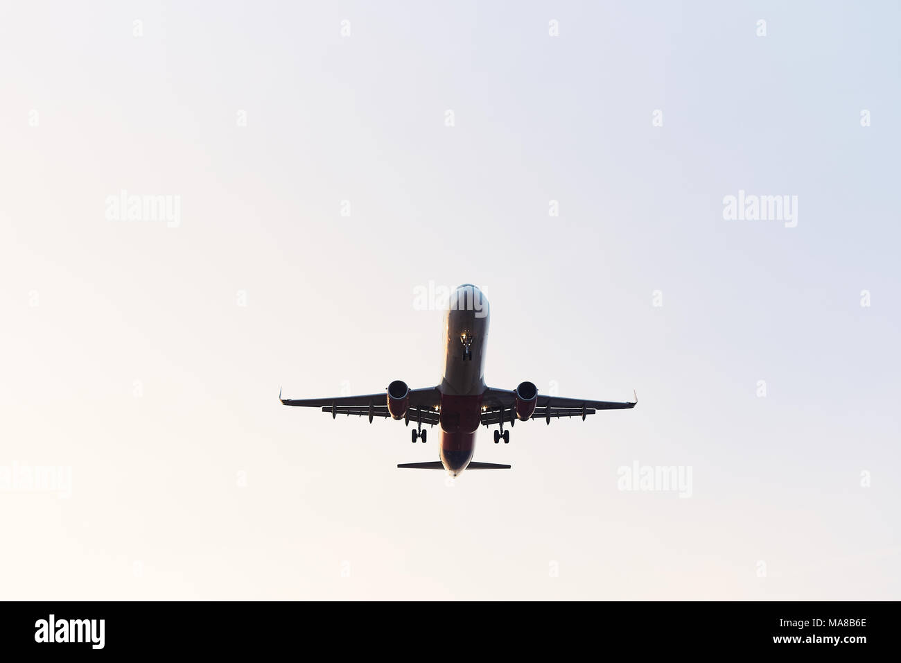 Very big plane hi-res stock photography and images - Alamy