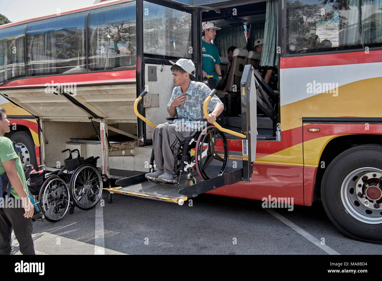 Wheelchair bus lift hi-res stock photography and images - Alamy