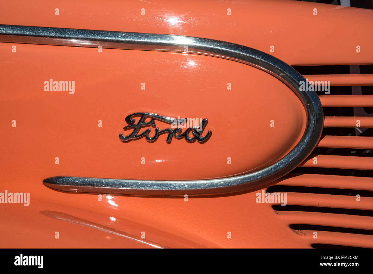 Vintage ford v8 motor car hi-res stock photography and images - Alamy